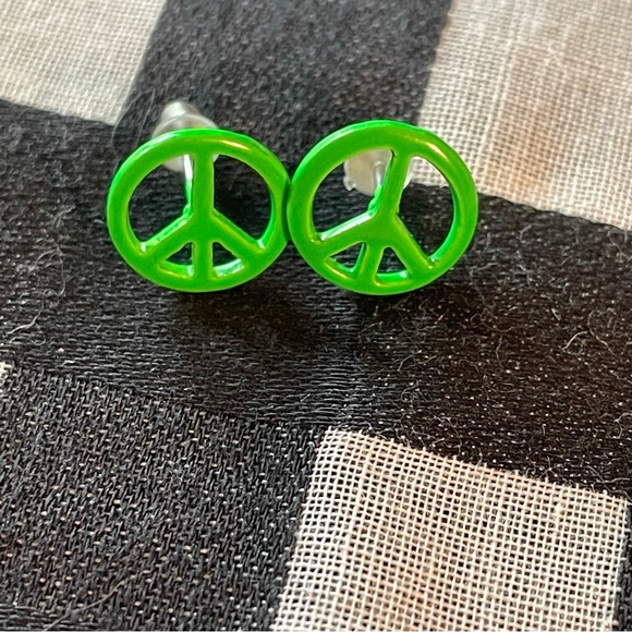 Jewelry | Groovy Vintage Green Peace Sign Stud Earrings | Poshmark